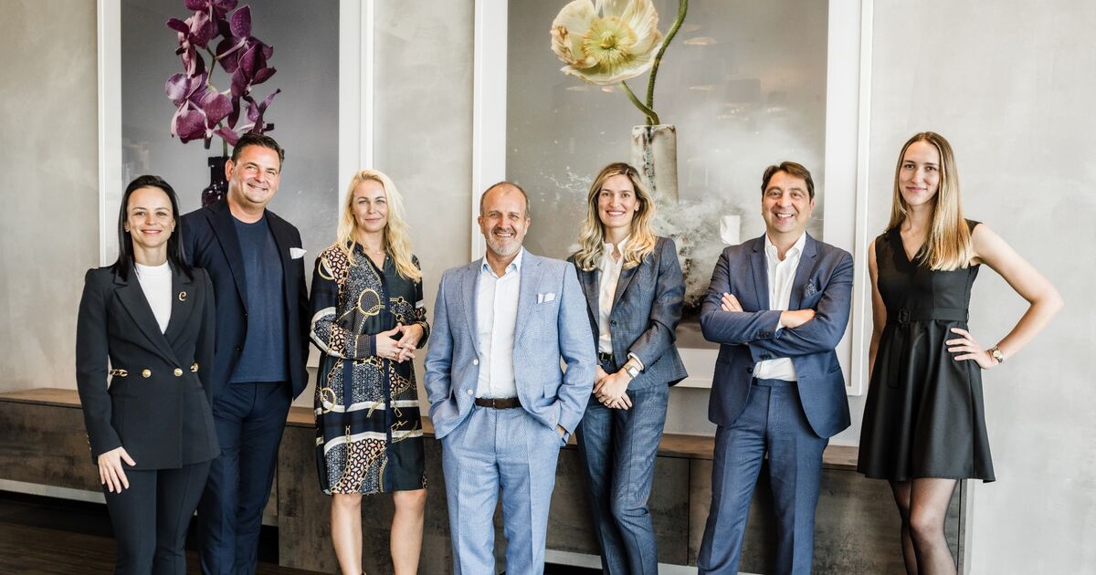 Augenärzte und Team des Makula-Netzhaut-Myopie-Zentrums Düsseldorf.